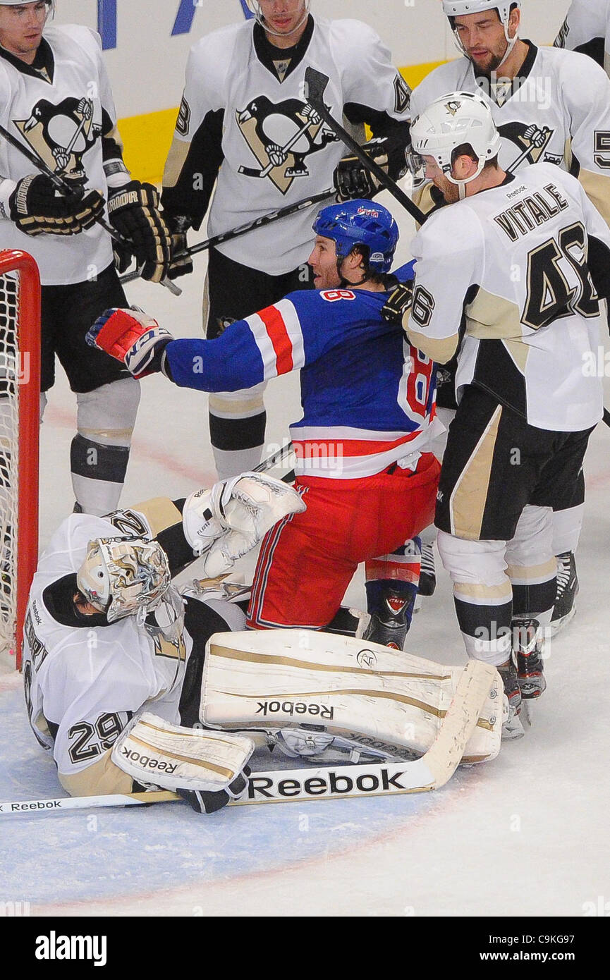 Jan. 19, 2012 - Newark, New Jersey, U.S. - New York Rangers right wing ...