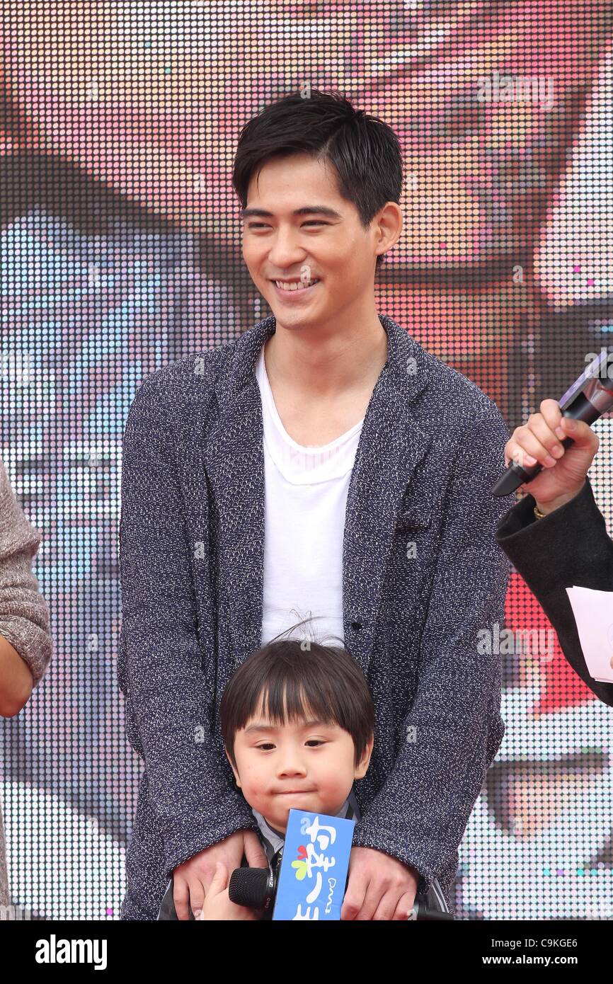 Vic Chou attends the sign conference to propaganda the new movie ...