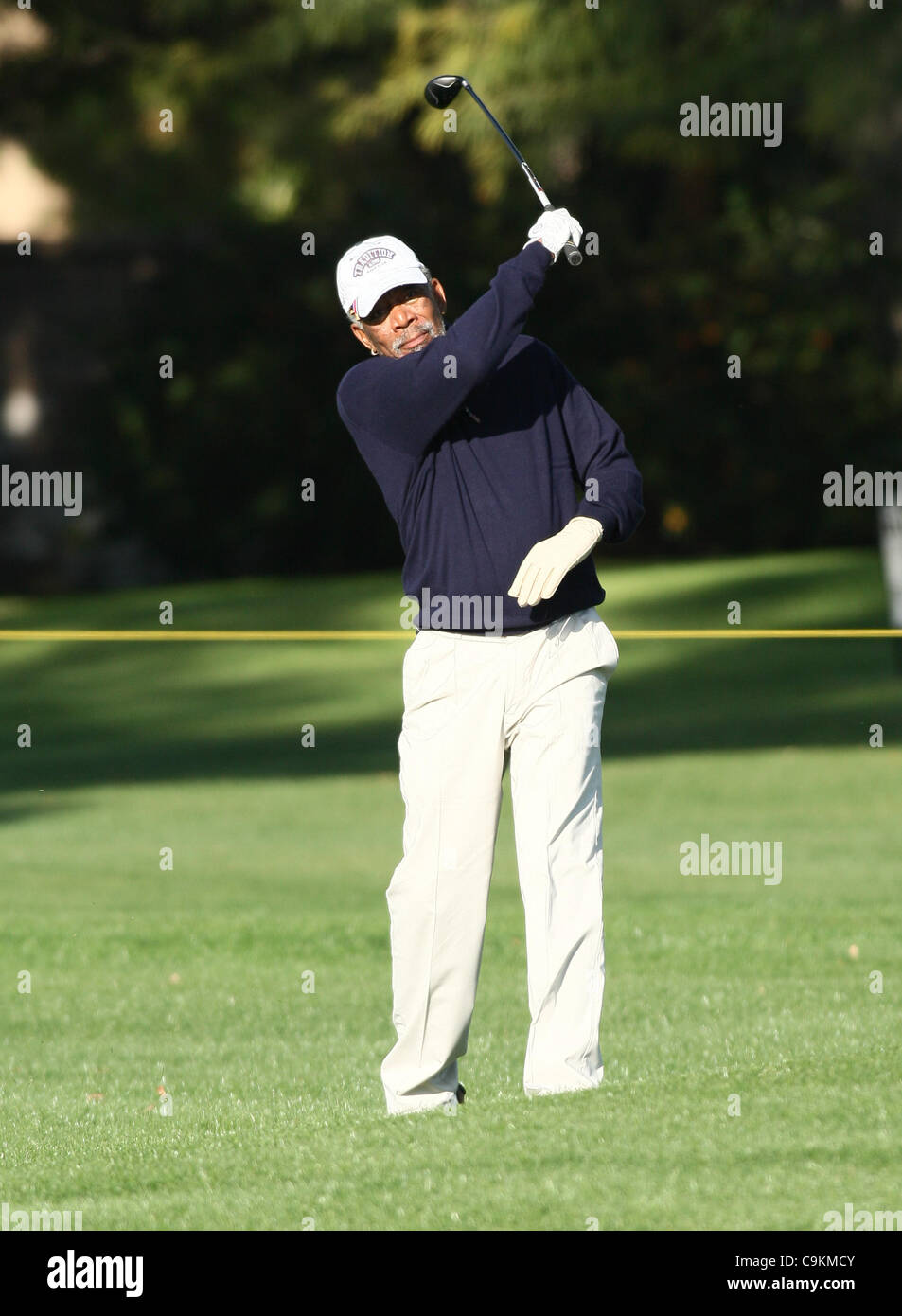 MORGAN FREEMAN ACTOR ONE HANDED GOLF SWING HUMANA CHALLENGE PRO AM LA ...