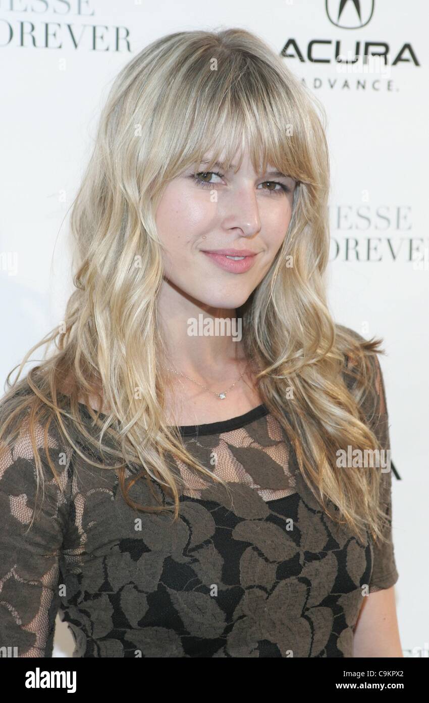 Sarah Wright at the after-party for CELESTE AND JESSE FOREVER Post ...