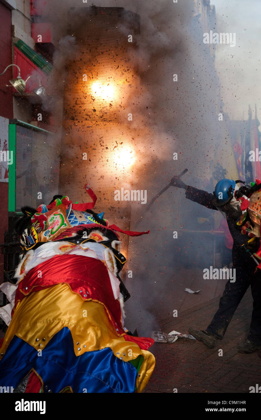 People and Performers at the Chinese Year of the Dragon Liverpool City ...