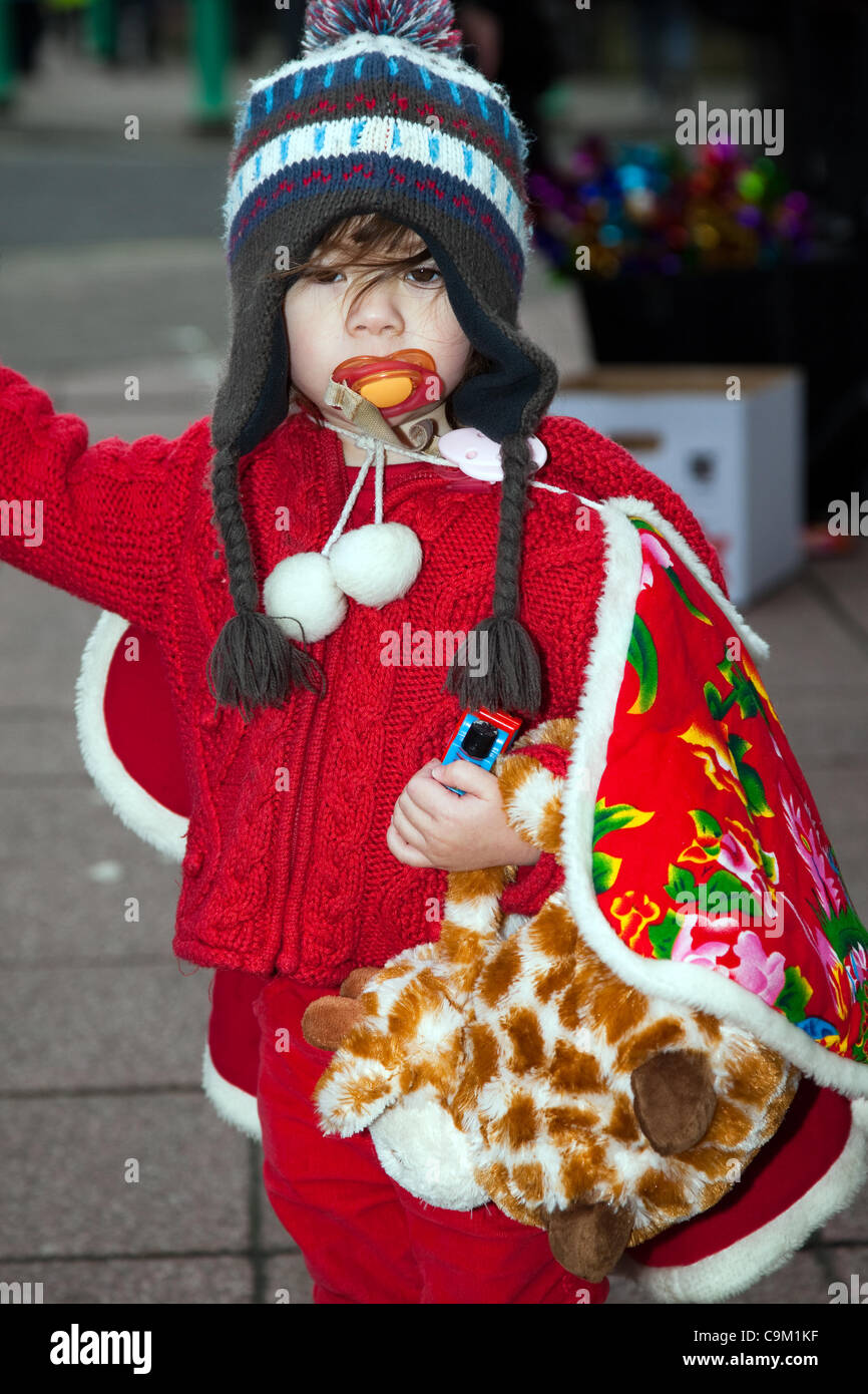 People and Performers at the Chinese Year of the Dragon Liverpool City ...