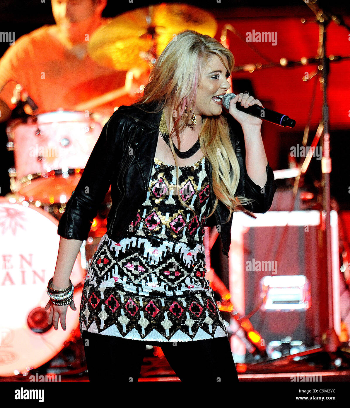 Jan 21, 2012 - Fayetteville, North Carolina; USA - Singer LAUREN ALAINA ...