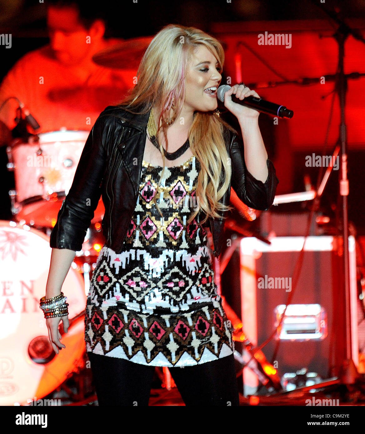Jan 21, 2012 - Fayetteville, North Carolina; USA - Singer LAUREN ALAINA ...