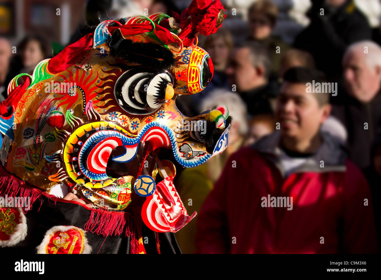 Chinese arch liverpool dragon High Resolution Stock Photography and ...