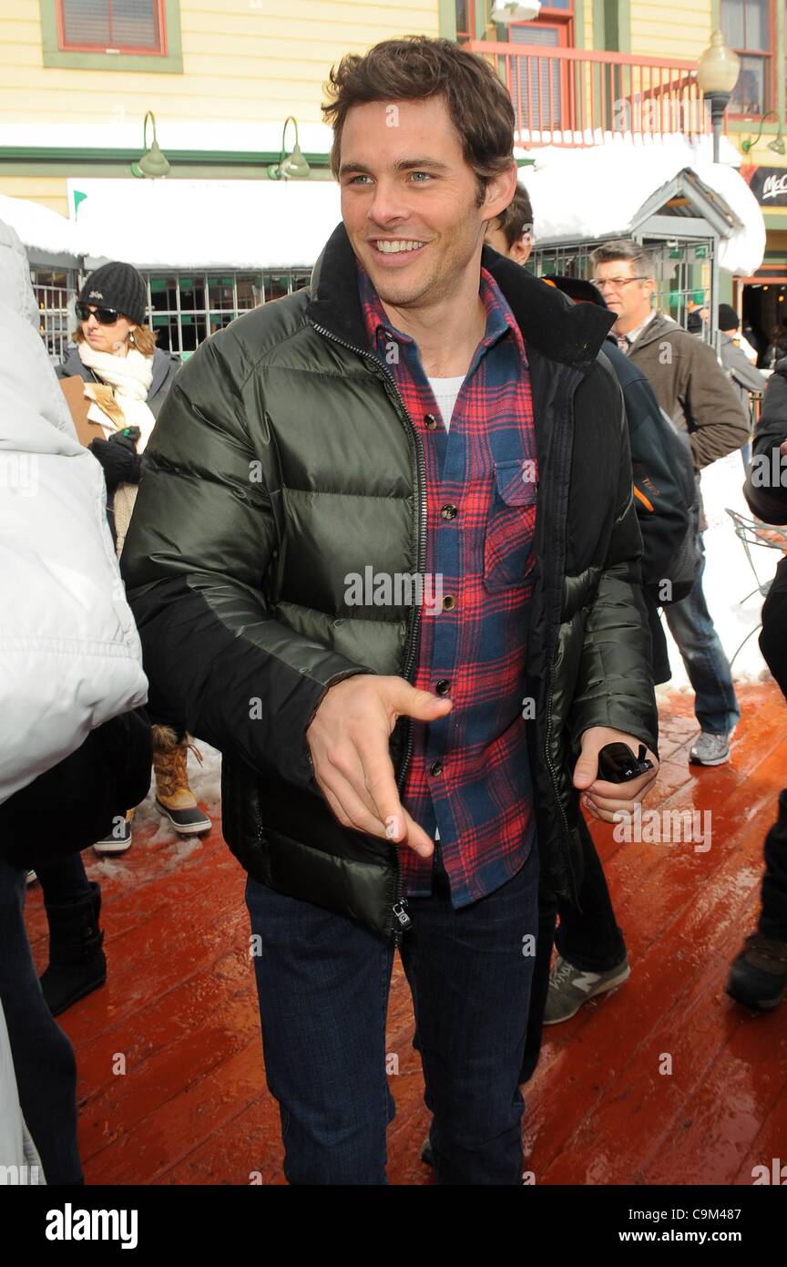 James Marsden, enters the Getty portrait studio out and about for ...