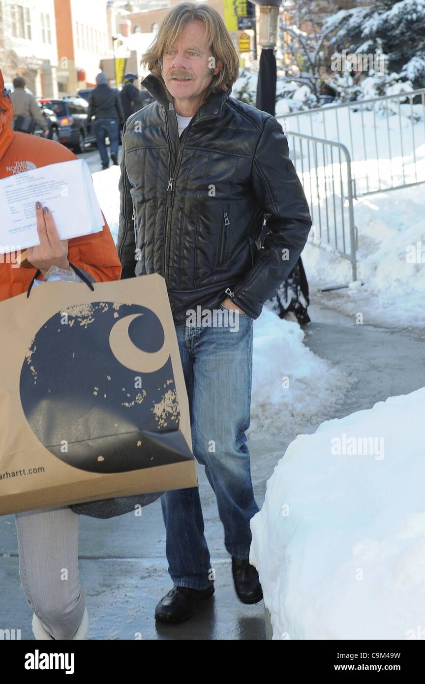 William H. Macy, enters the Getty portrait studio out and about for ...