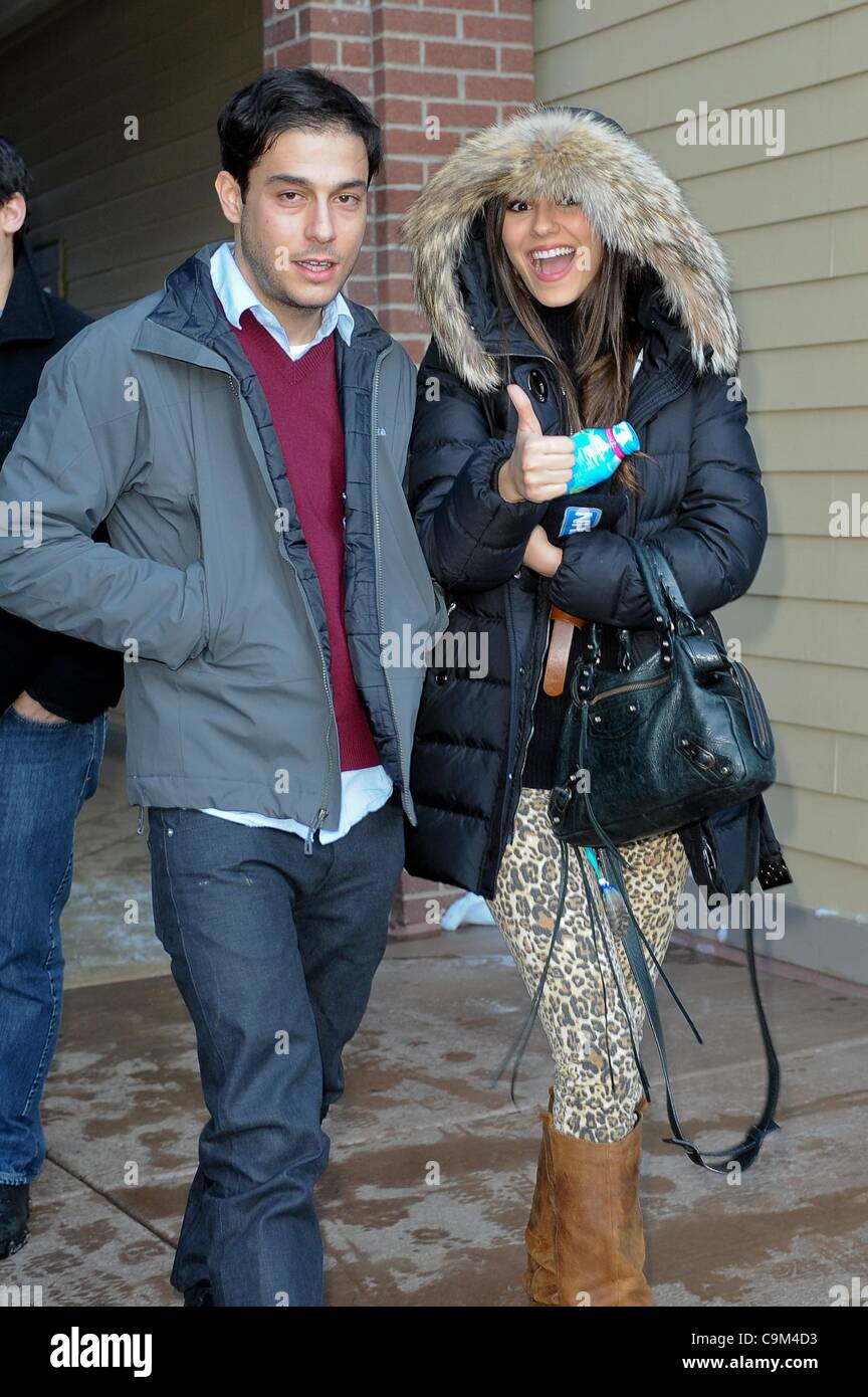 Jon Kasdan, Victoria Justice, leave the AP portrait studio out and ...