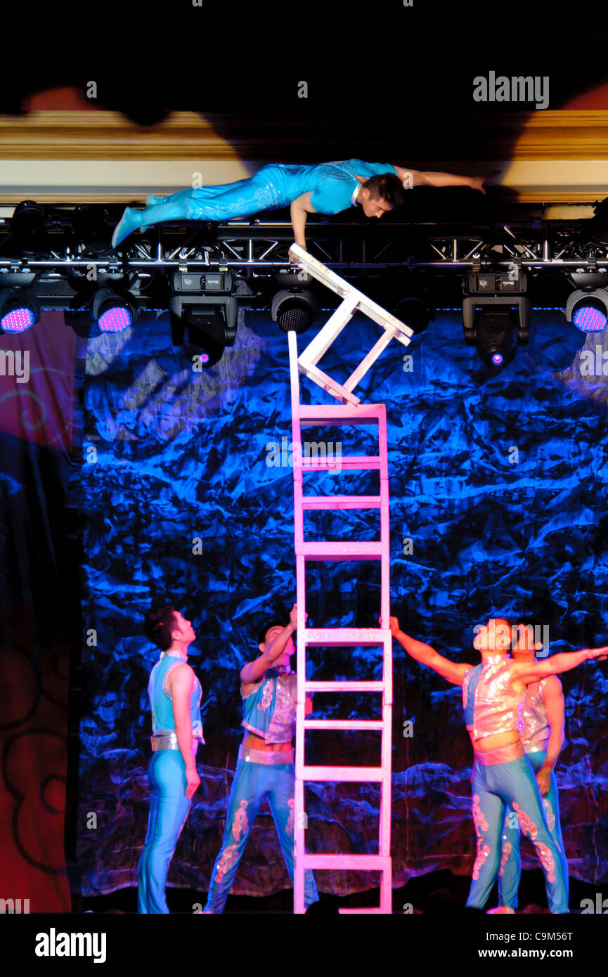 Circus Acrobats High Resolution Stock Photography and Images - Alamy