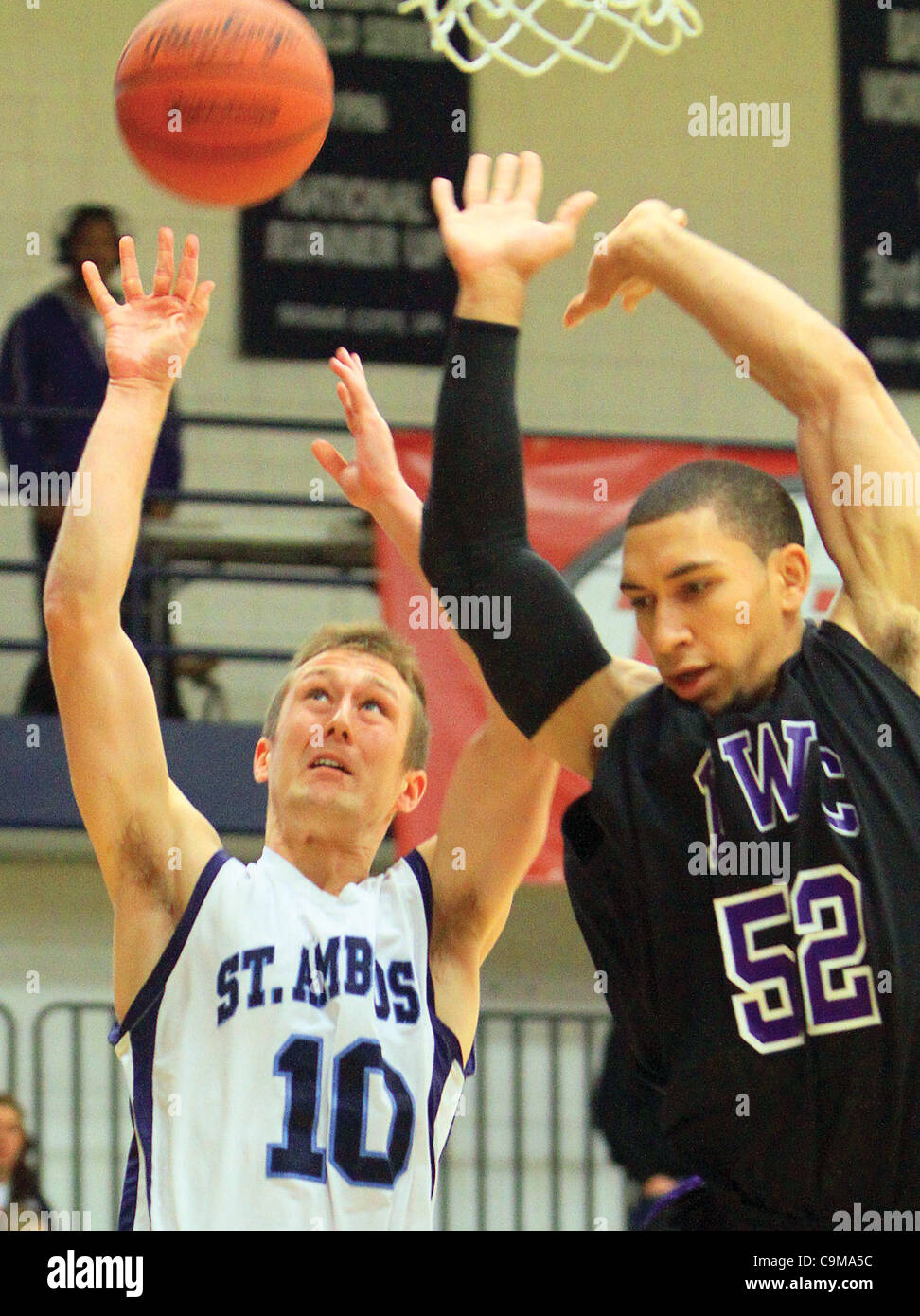 Justin lee schultz hi-res stock photography and images - Alamy