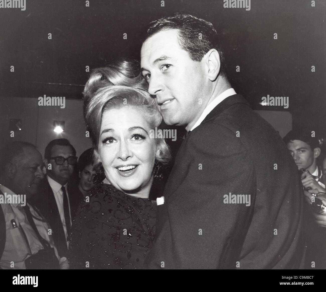 Marilyn Maxwell Con Globo Lois Maxwell, Actriz | Agenda | EL PAÍS