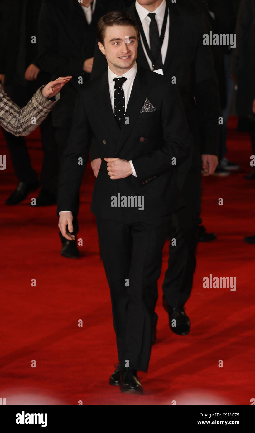 Actor daniel radcliffe red carpet hi-res stock photography and images ...