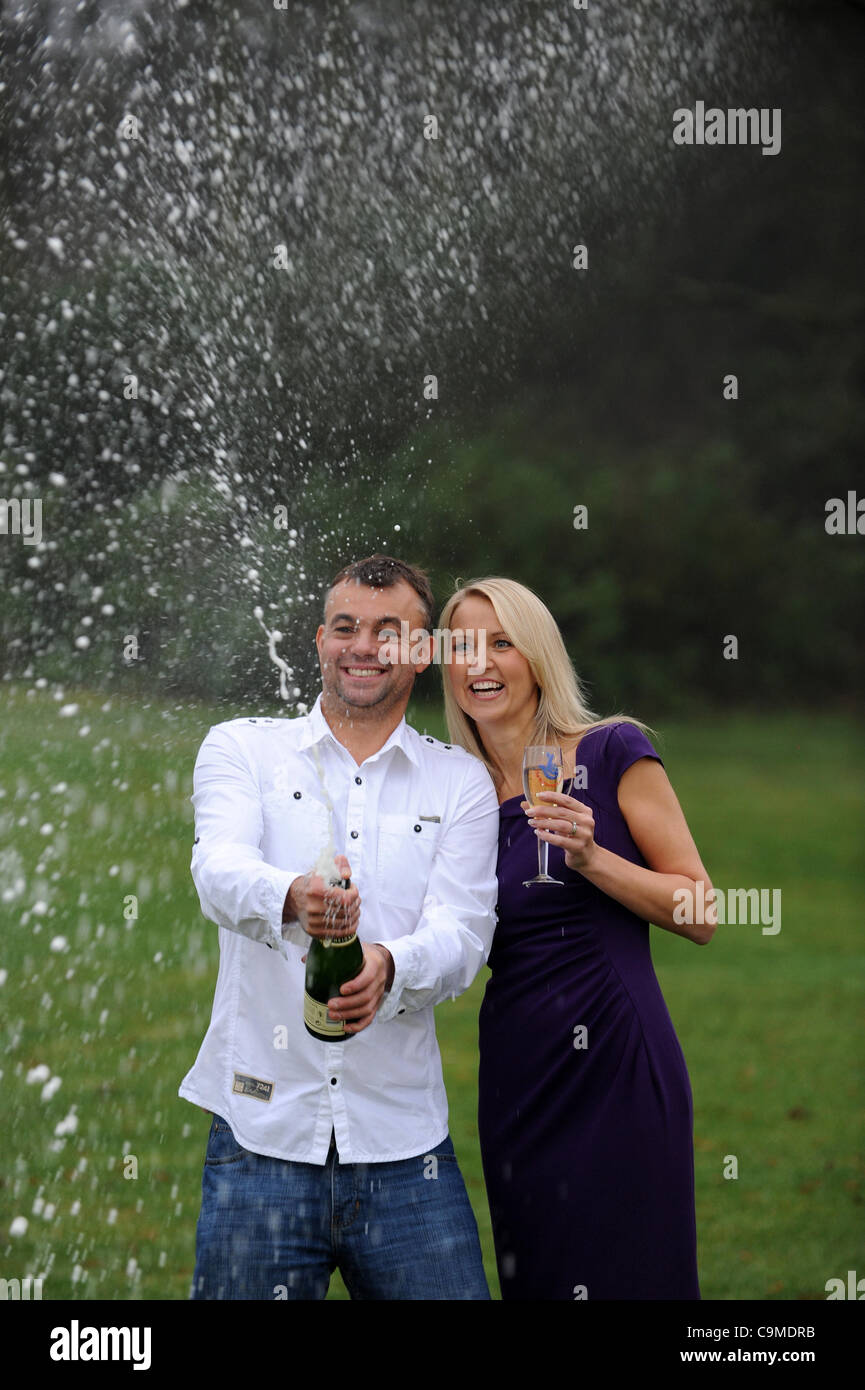 Euro Millions lottery winners Gareth and Catherine Bull of Mansfield ...