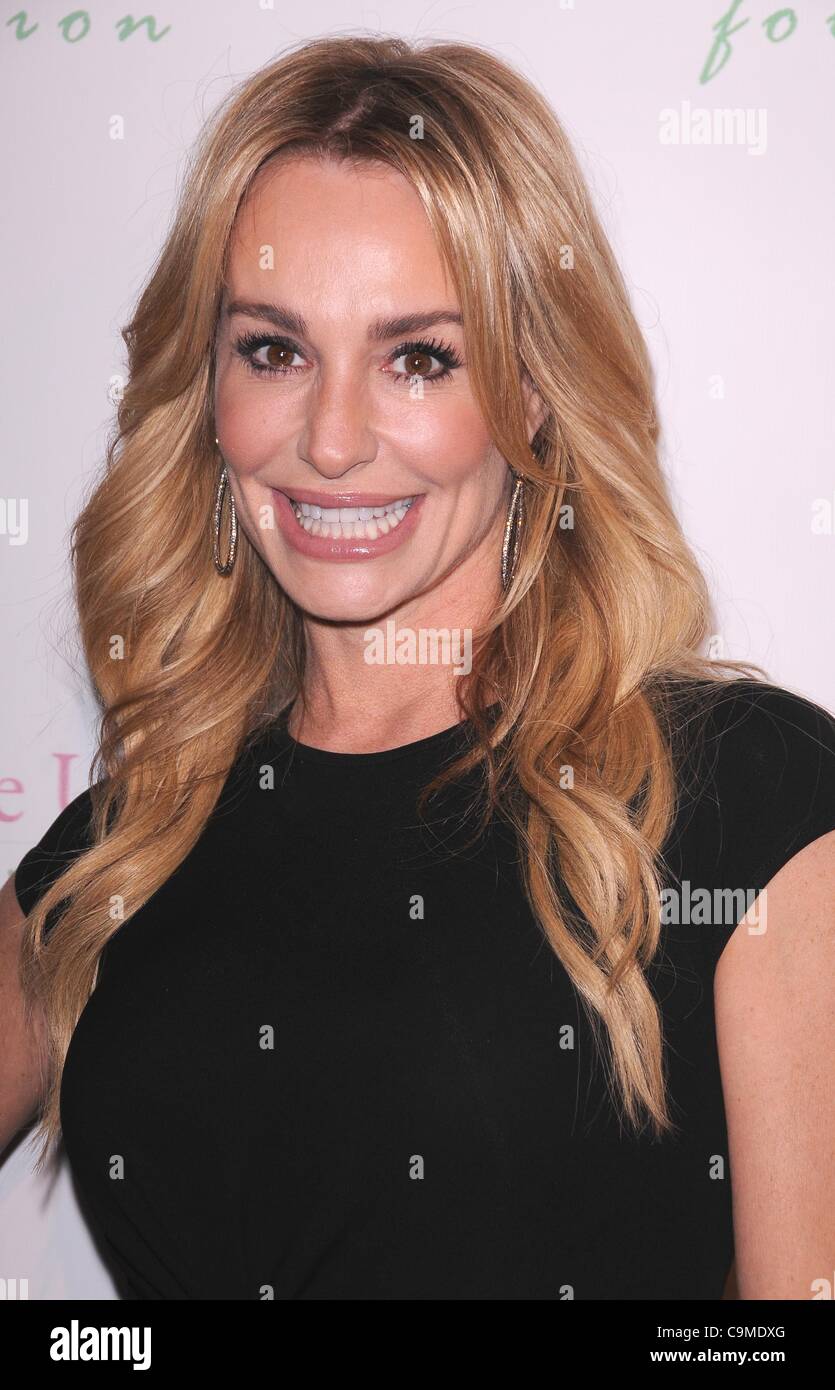 Jan. 24, 2012 - Hollywood, California, U.S. - ''Giving Back Never ...