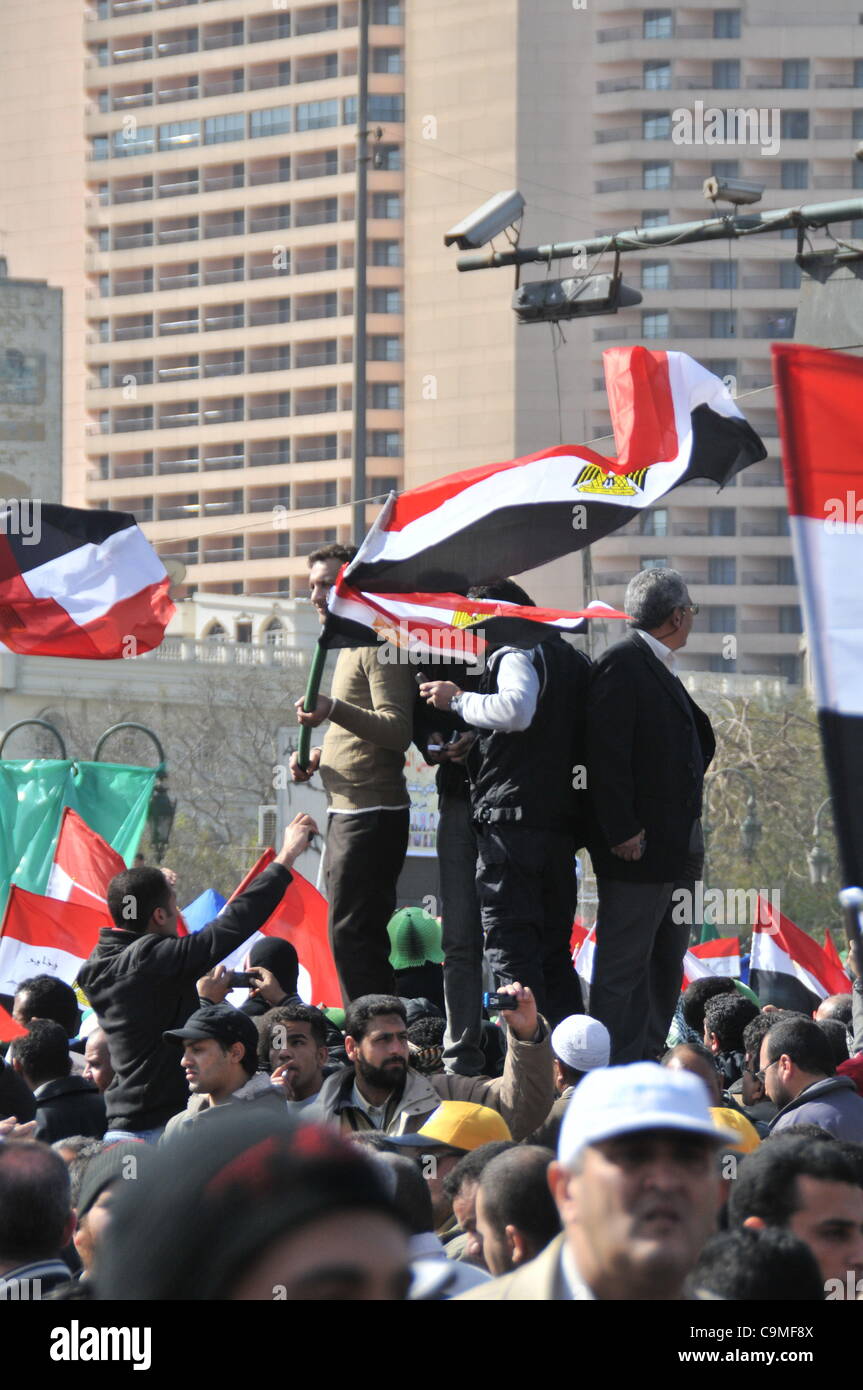 The scenes in an around Cairo's famous Tahrir (Liberation) Square on ...