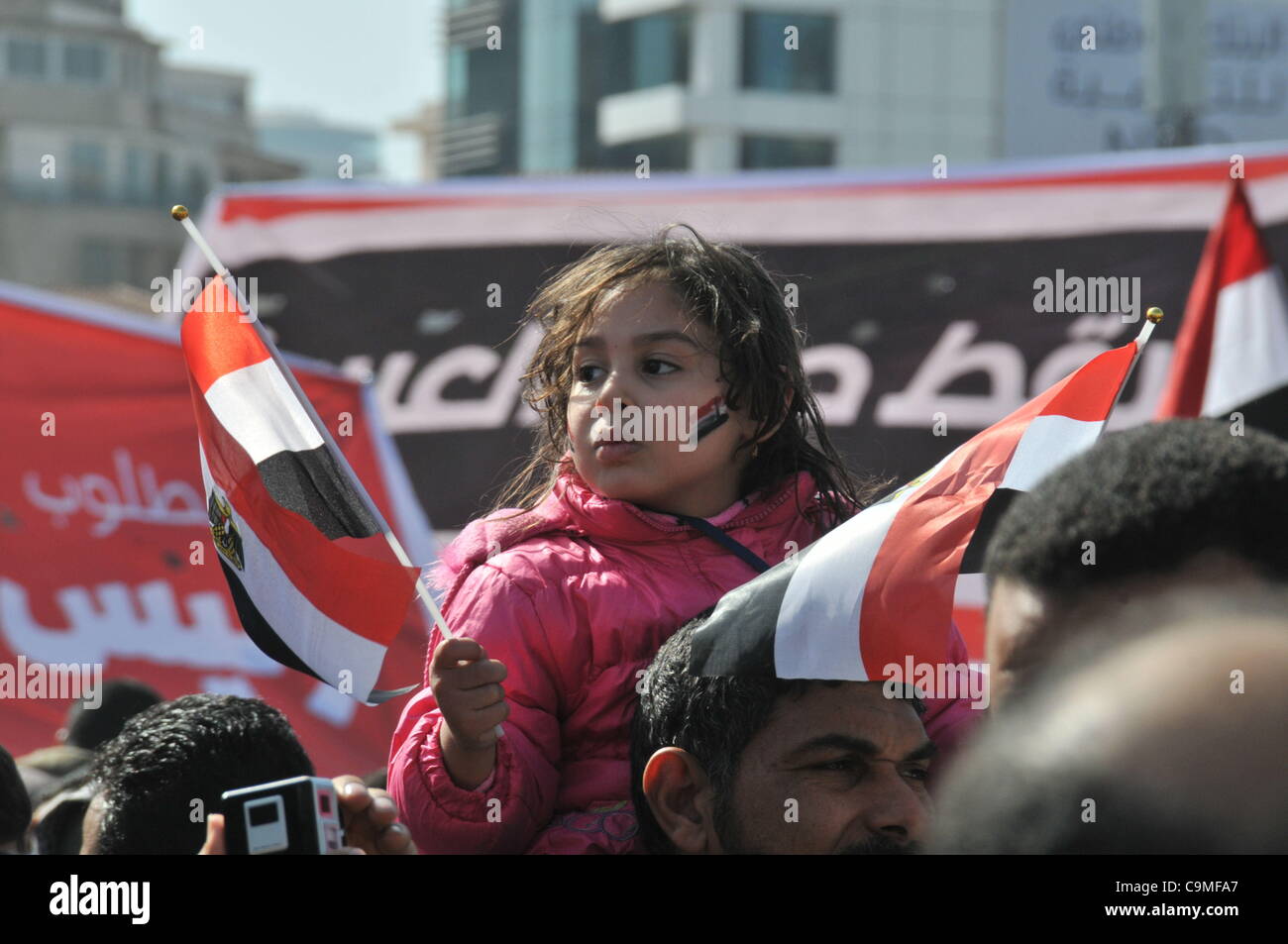 The scenes in an around Cairo's famous Tahrir (Liberation) Square on ...