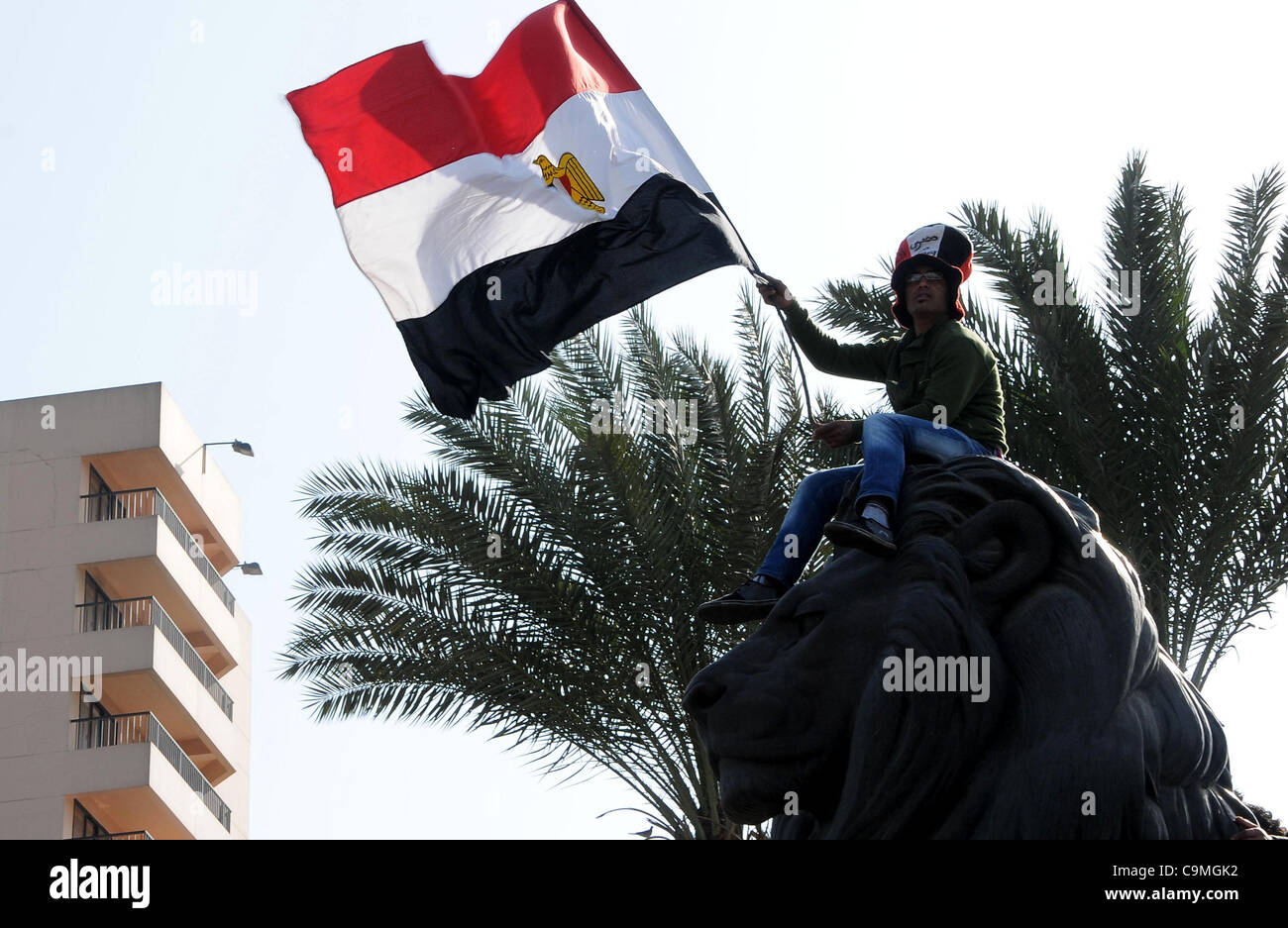 Jan. 25, 2012 - Cairo, Egypt - Egyptian demonstrators gather to ...