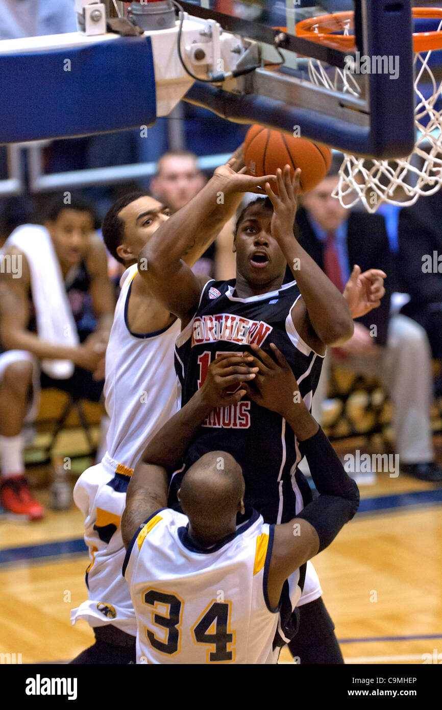 Jan. 25, 2012 - Kent, Ohio, U.S - Kent State guard Michael Porrini (2 ...