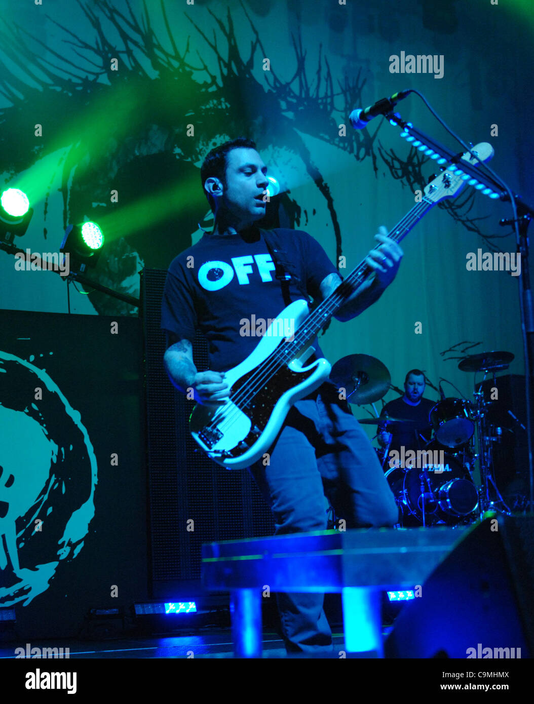 RISE AGAINST brings the punk/pop to the CONSTNAT CENTER at OLD DOMINION ...