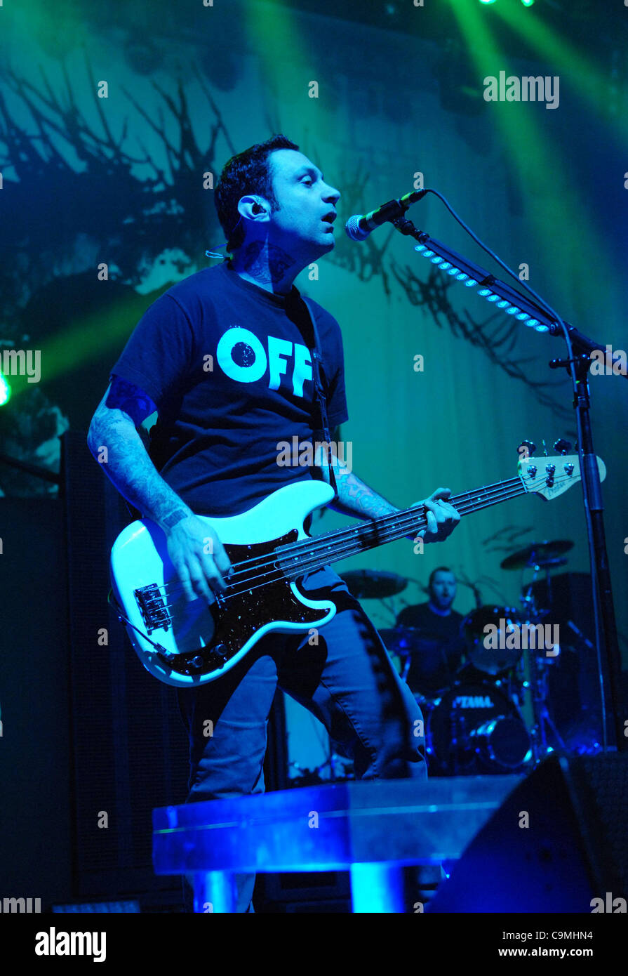 RISE AGAINST brings the punk/pop to the CONSTNAT CENTER at OLD DOMINION ...