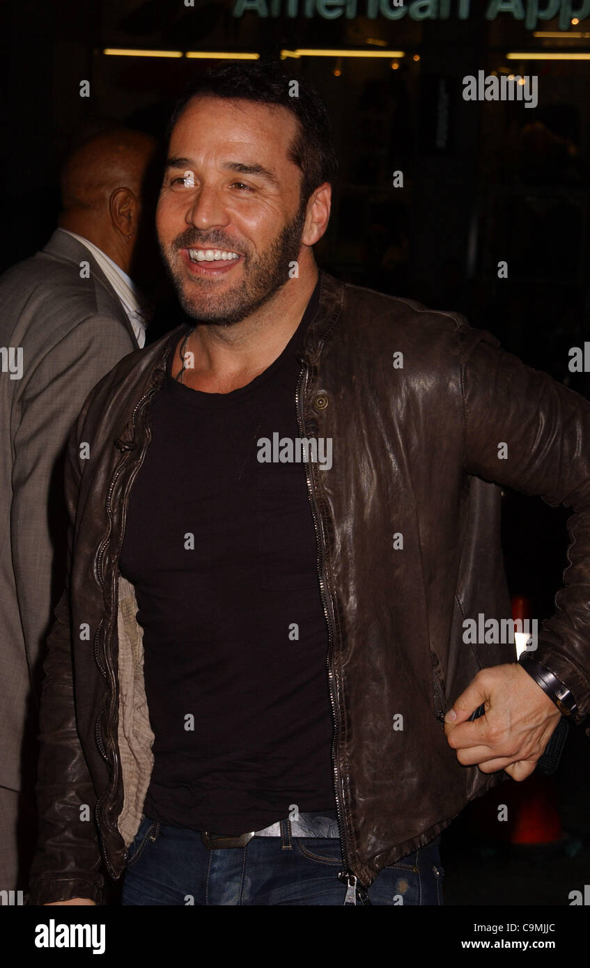 Jan. 25, 2012 - Hollywood, California, U.S. - Jeremy Piven attend the ...