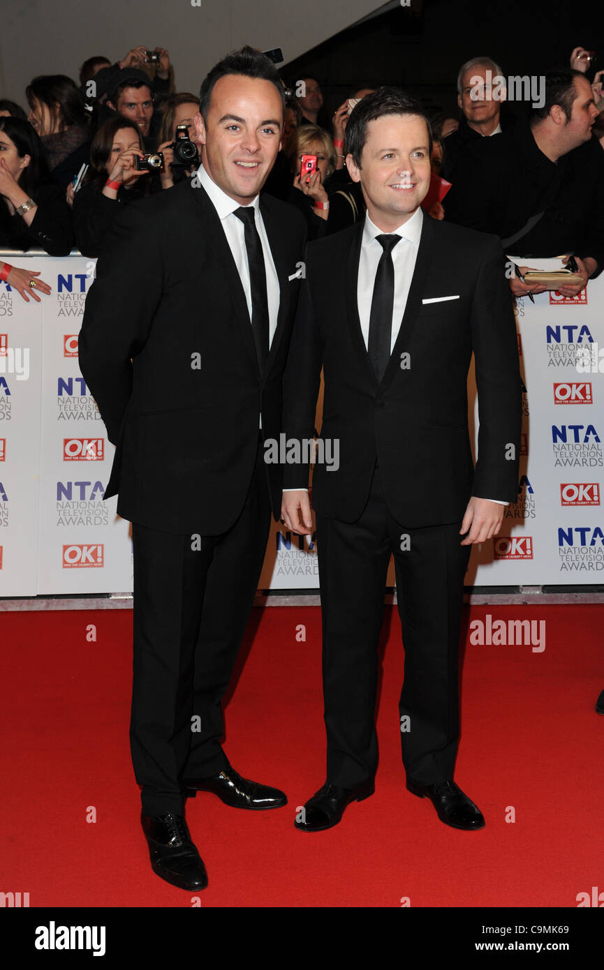 Ant and dec aka anthony mcpartlin and declan donnelly hi-res stock ...