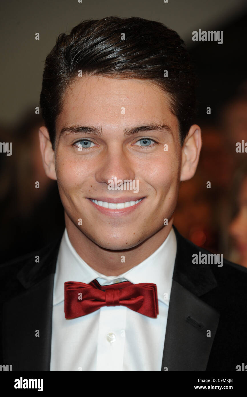 Joey essex hi-res stock photography and images - Alamy