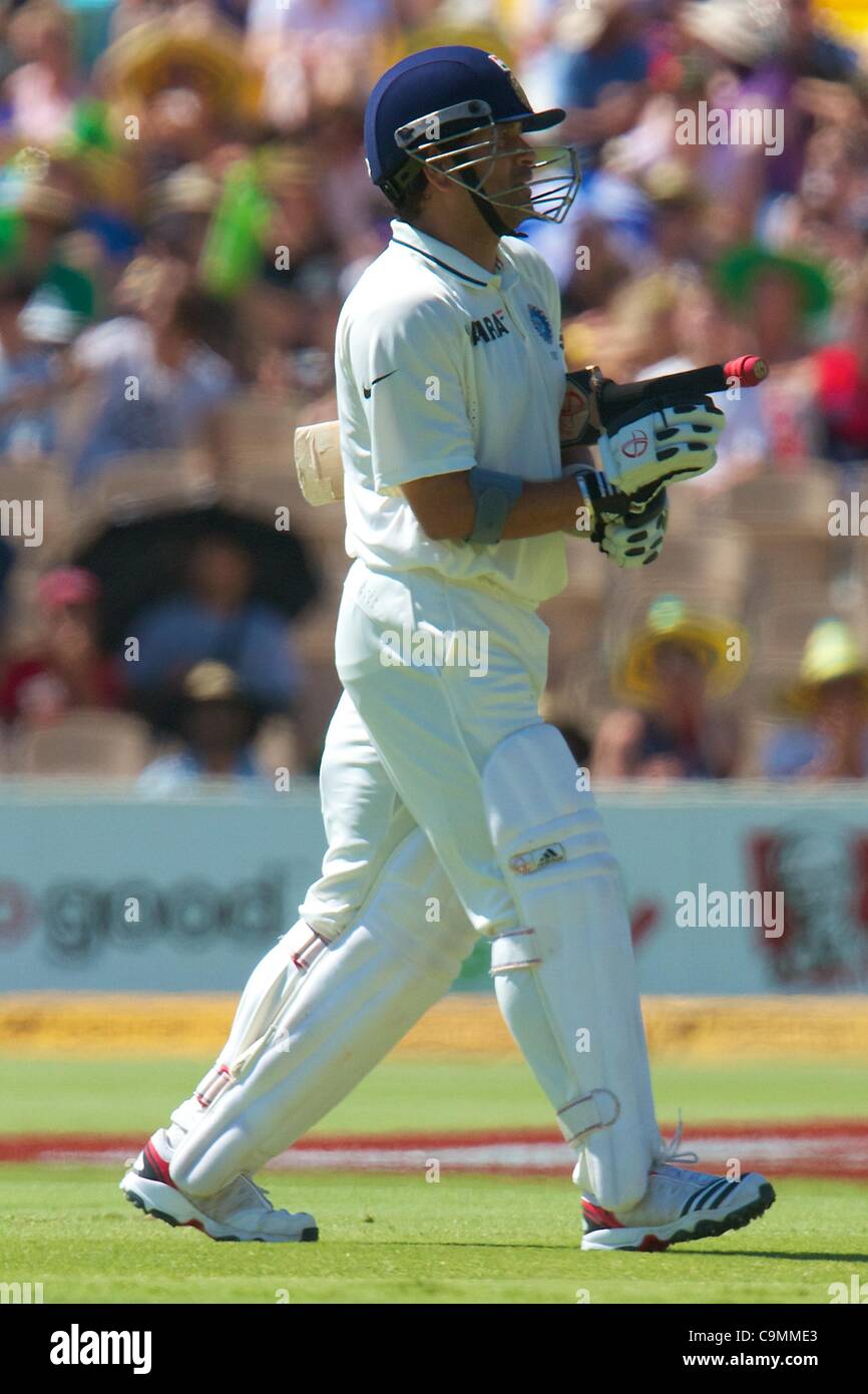 Sachin tendulkar test match between hi-res stock photography and images ...