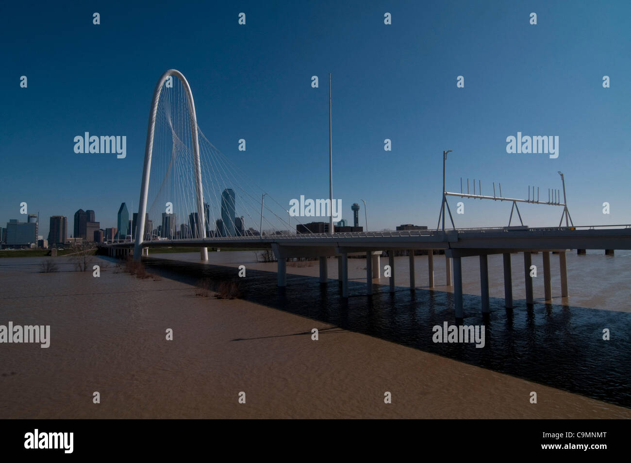 The hill and river story hi-res stock photography and images - Alamy