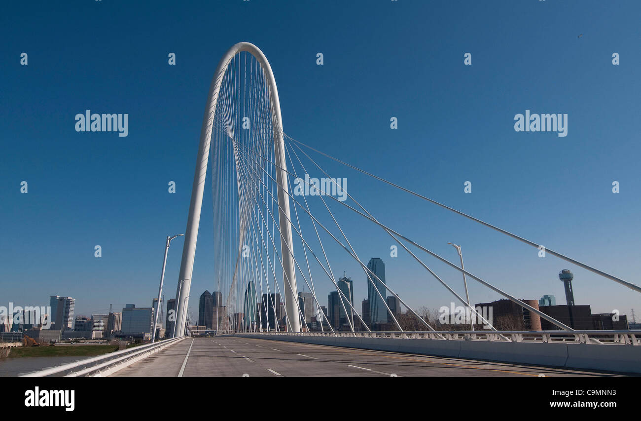 40 million dollars hi-res stock photography and images - Alamy