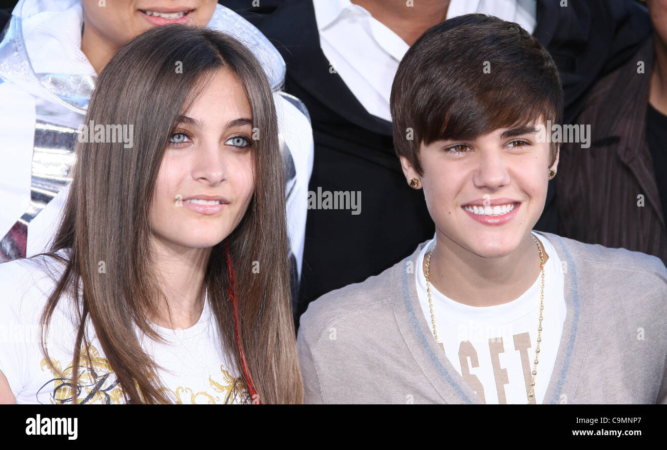 PARIS JACKSON & JUSTIN BIEBER MICHAEL JACKSON HAND AND FOOTPRINT ...