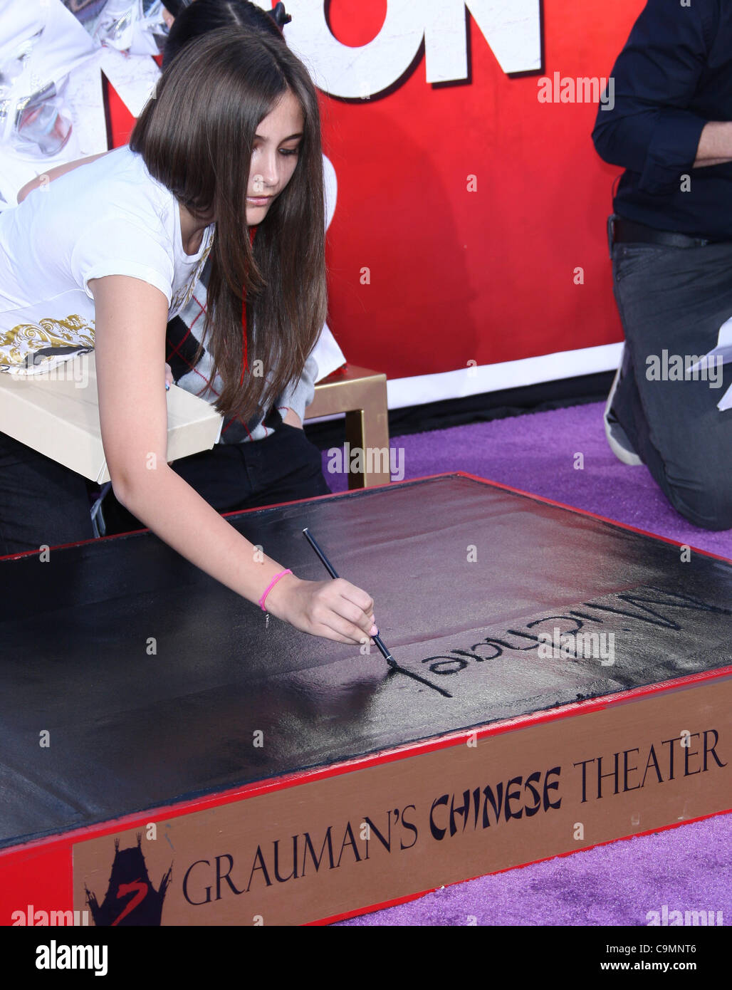 PARIS JACKSON MICHAEL JACKSON HAND AND FOOTPRINT CEREMONY HOLLYWOOD LOS ...