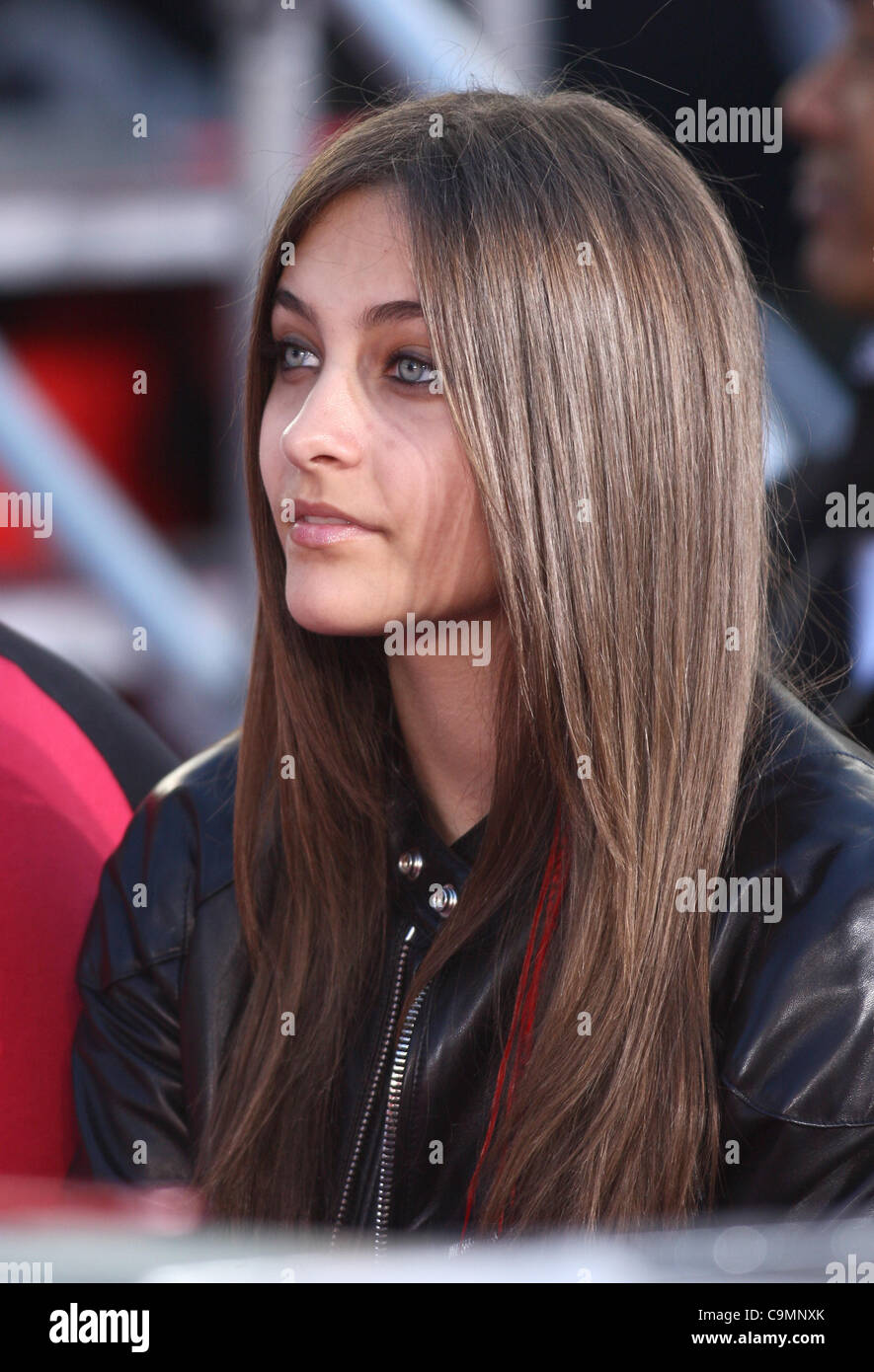 PARIS JACKSON MICHAEL JACKSON HAND AND FOOTPRINT CEREMONY HOLLYWOOD LOS ...