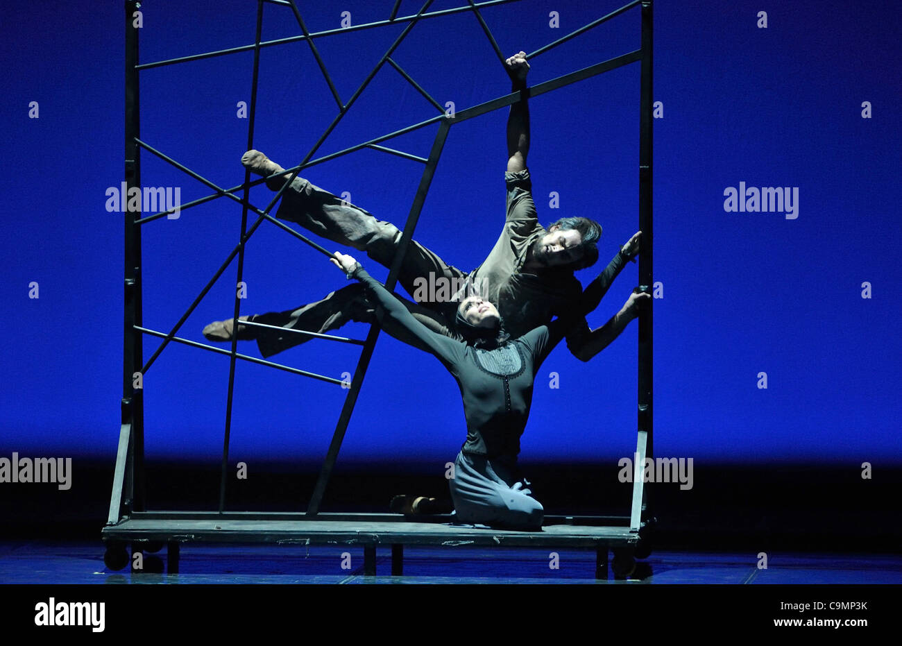 Ballet performed hi-res stock photography and images - Alamy