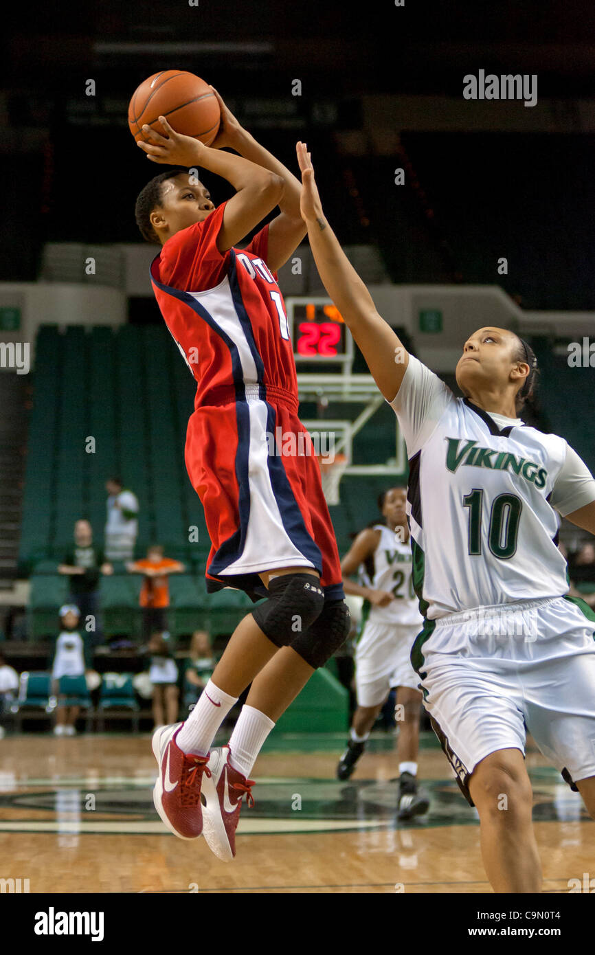 Jan. 28, 2012 - Cleveland, Ohio, U.S - Detroit guard Lauren Allen (14 ...