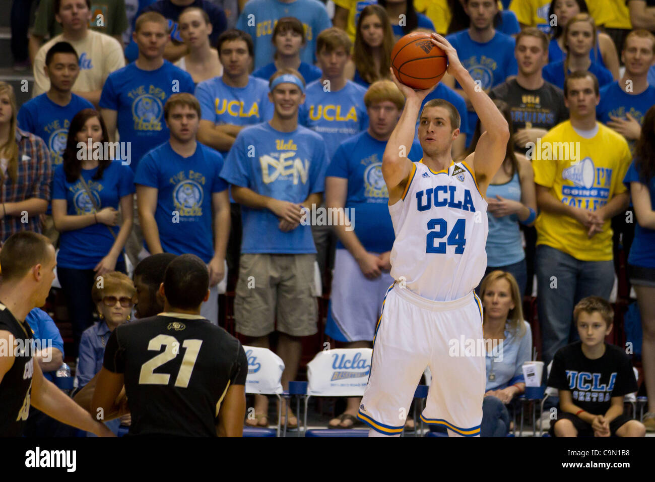 Travis wear hi-res stock photography and images - Alamy