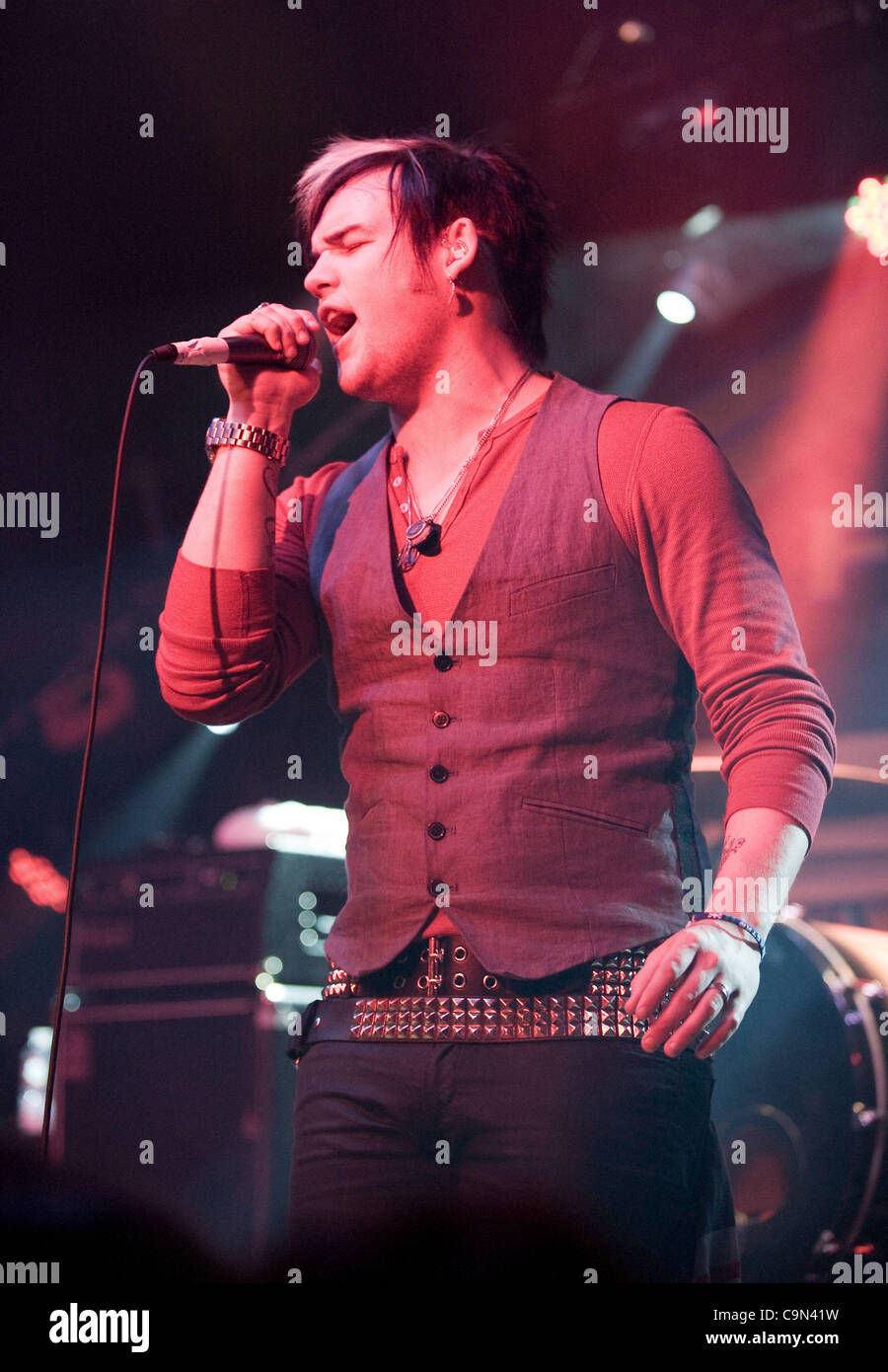 January 27th, 2012 - Libertyville, IL, USA - American Idol contestant ...