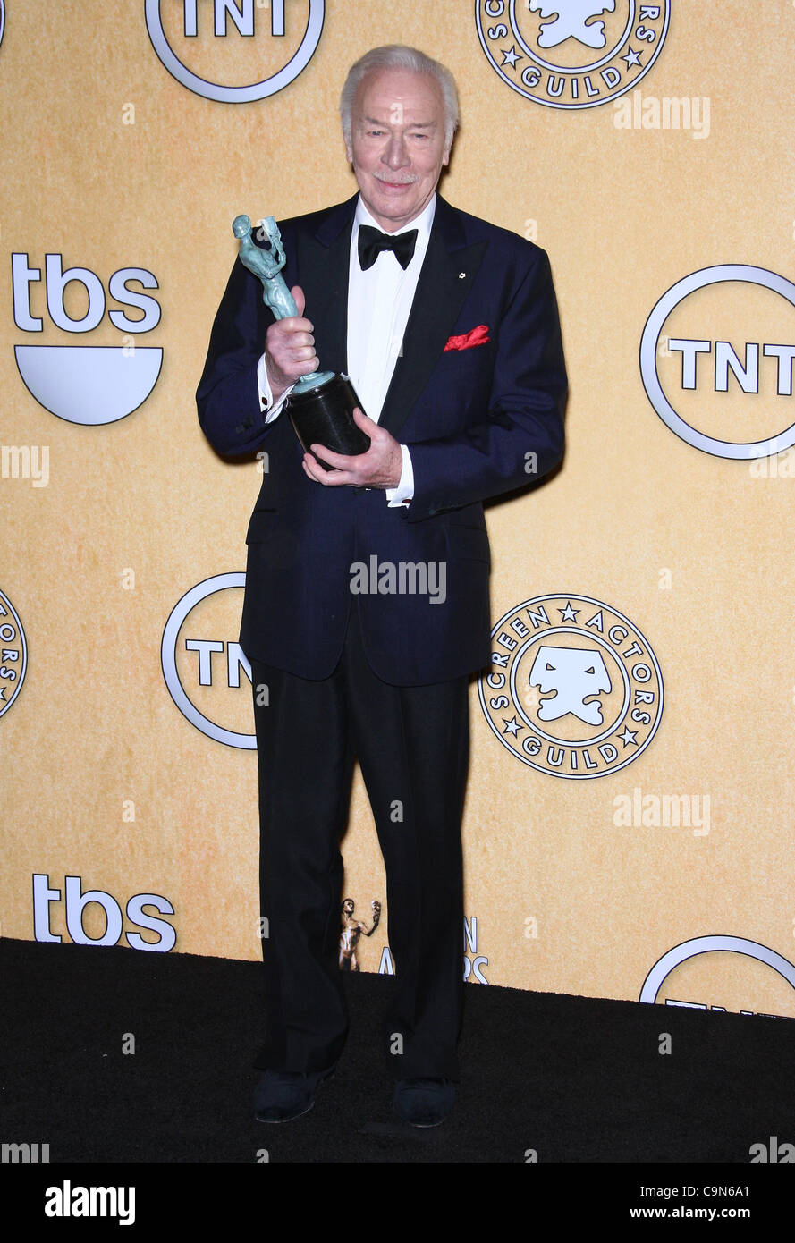 CHRISTOPHER PLUMMER 18TH ANNUAL SCREEN ACTORS GUILD AWARDS. PRESSROOM ...