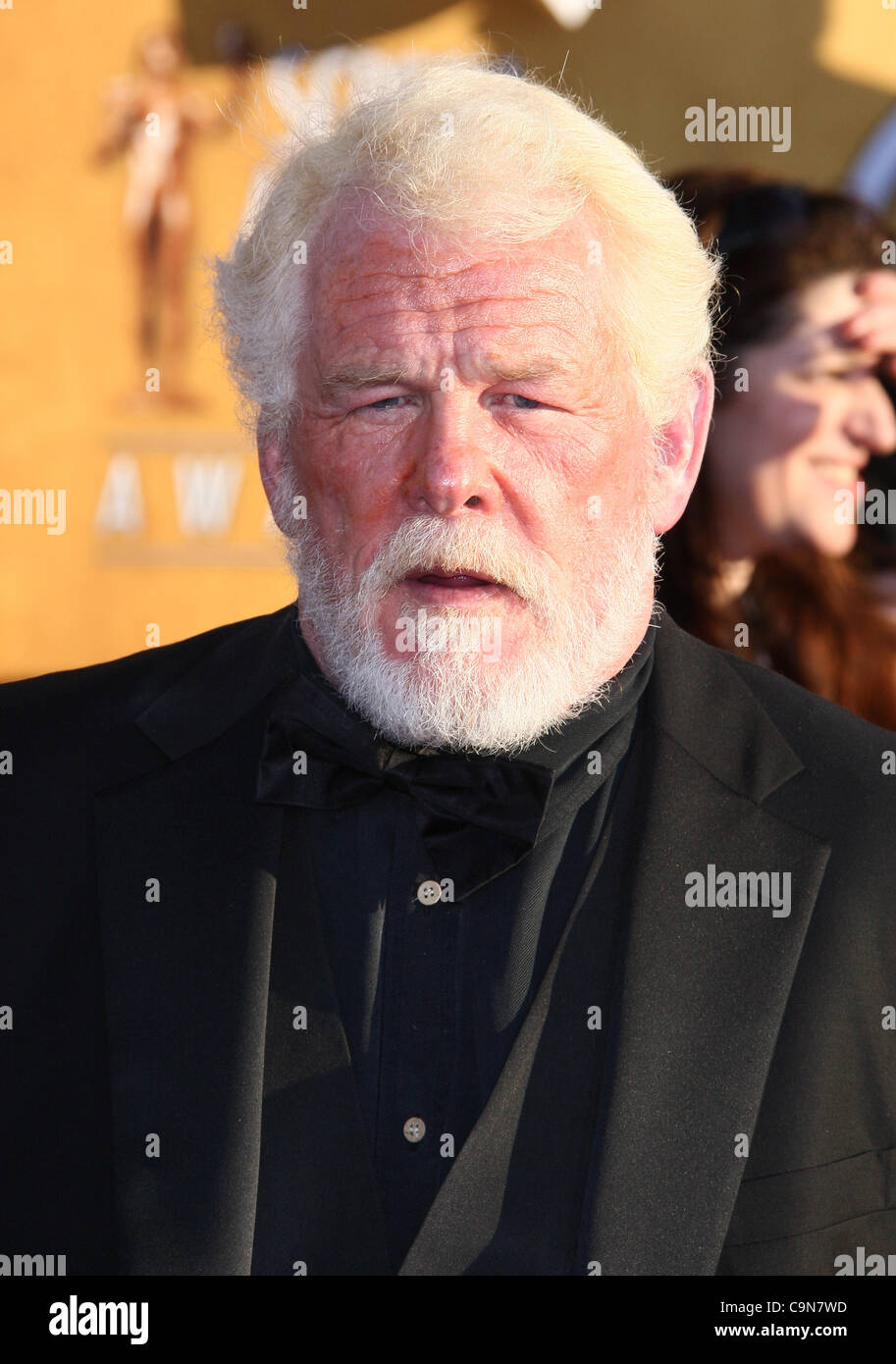 NICK NOLTE 18TH ANNUAL SCREEN ACTORS GUILD AWARDS. ARRIVALS DOWNTOWN ...