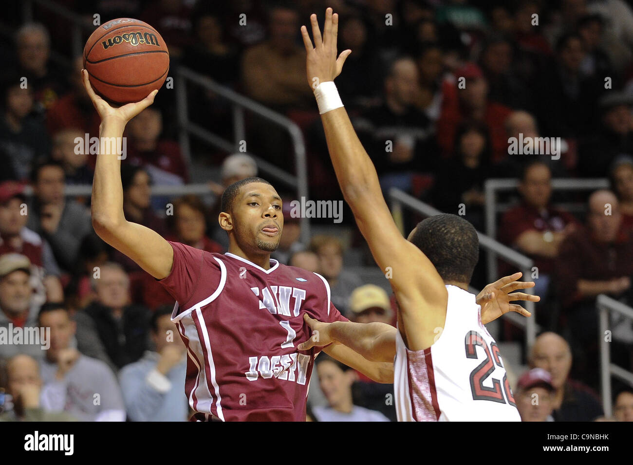 Taylor aiken hi-res stock photography and images - Alamy