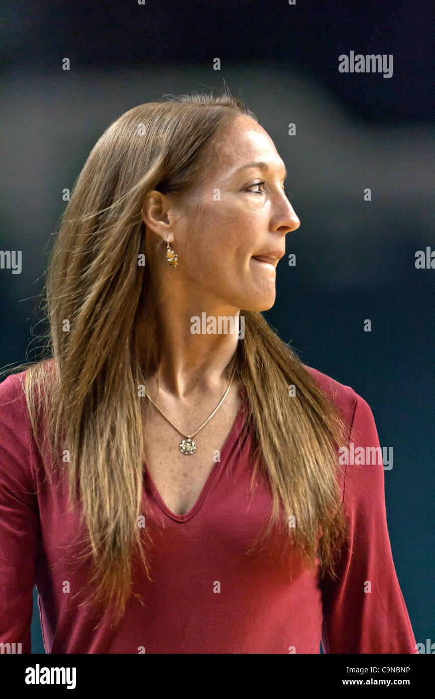 Jan. 28, 2012 - Cleveland, Ohio, U.S - Detroit head coach Autumn ...