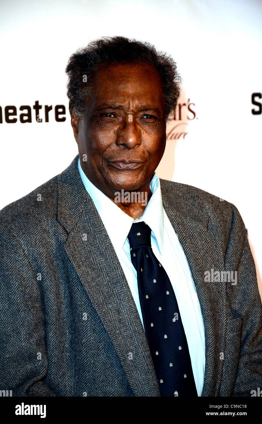 Leslie Lee at arrivals for Signature Center Opening Gala, Signature ...