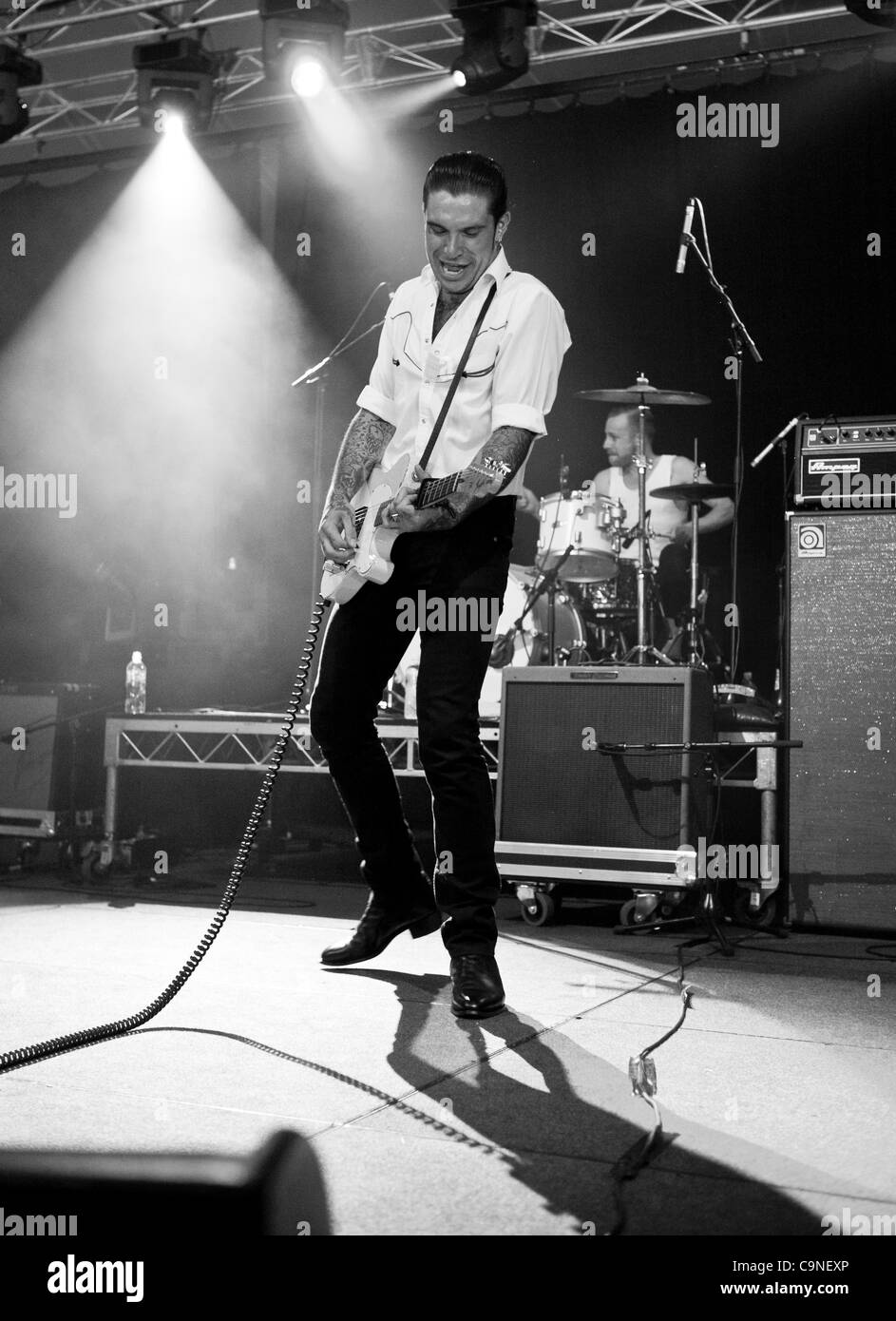 Cannons band hi-res stock photography and images - Alamy