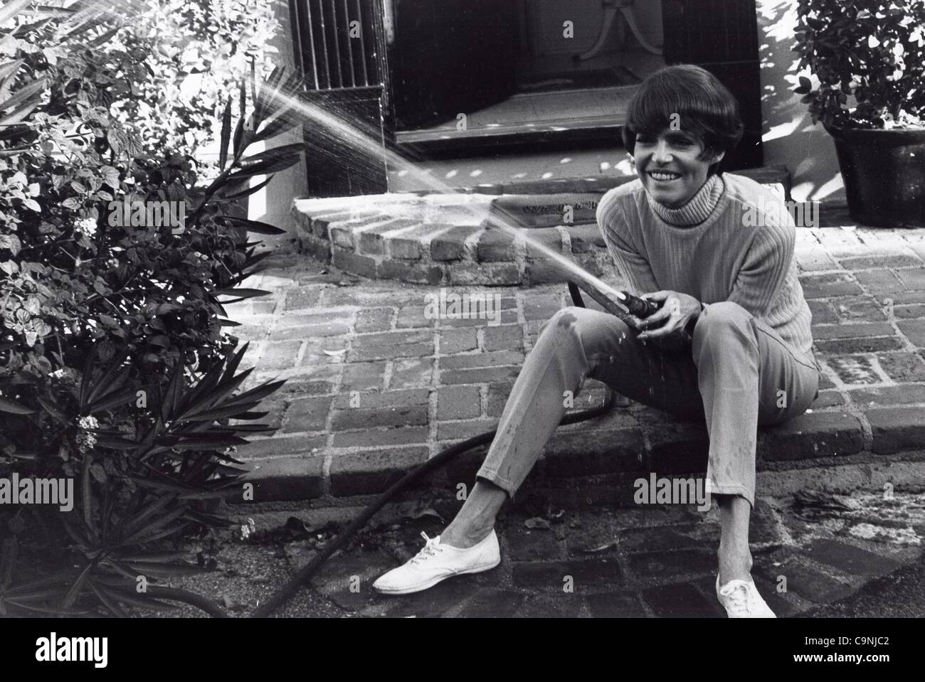 Barbara feldon hi-res stock photography and images - Alamy