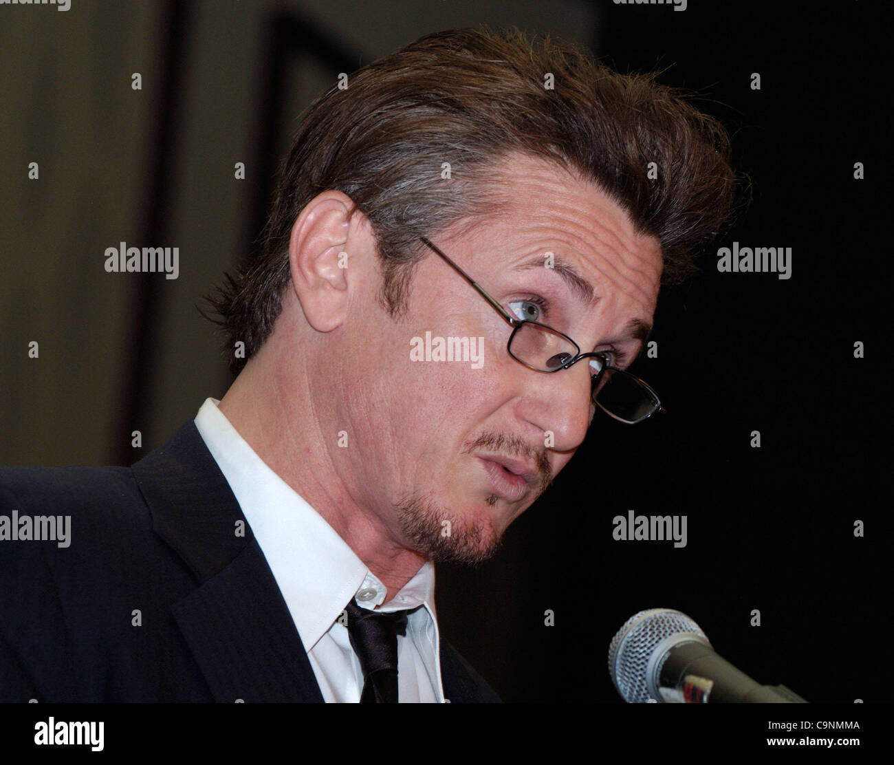 Dec. 11, 2005 - San Francisco, California, USA - Actor-director and ...
