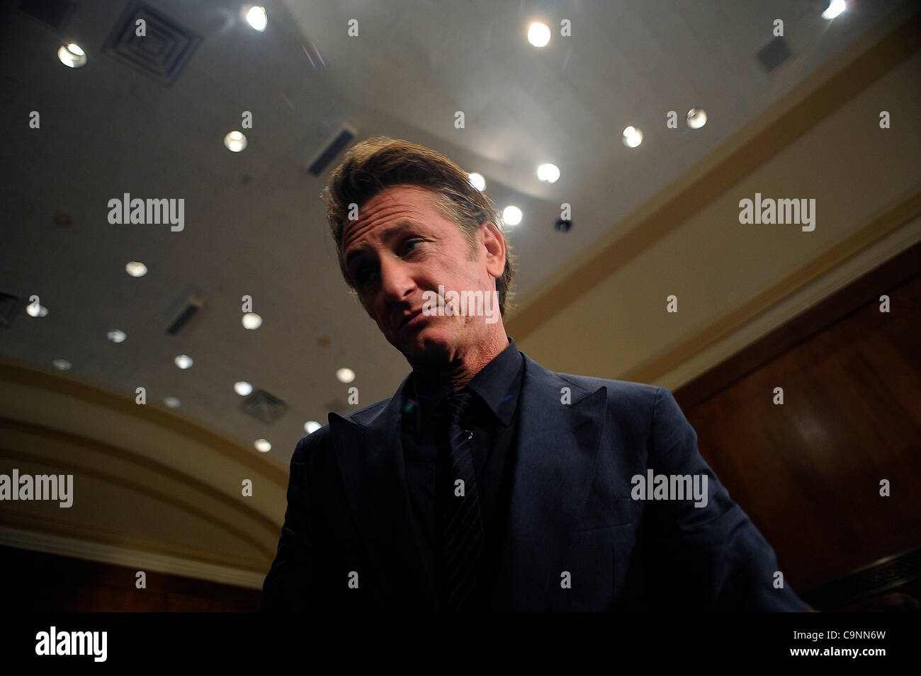 Ongoing game hi-res stock photography and images - Alamy
