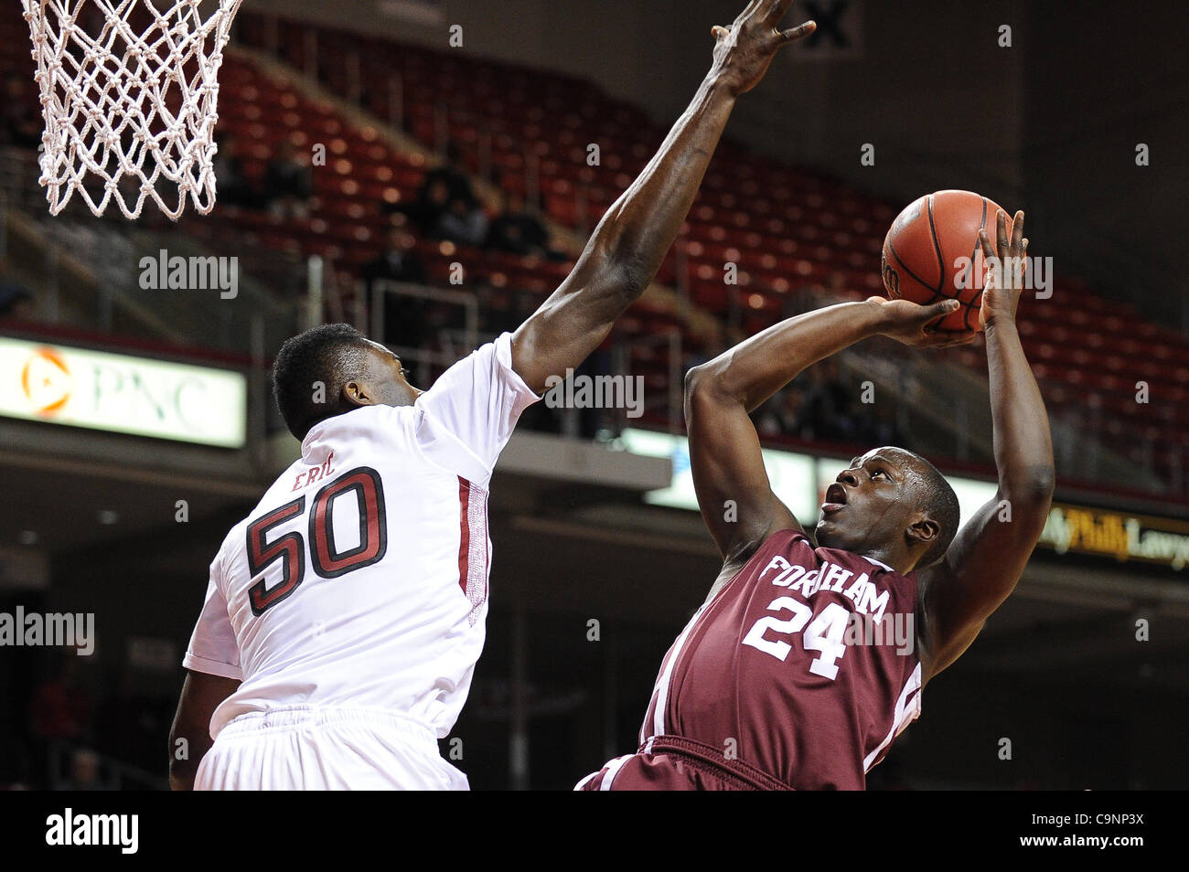 Feb. 1, 2012 - Philadelphia, Pennsylvania, U.S - Fordham Rams guard ...