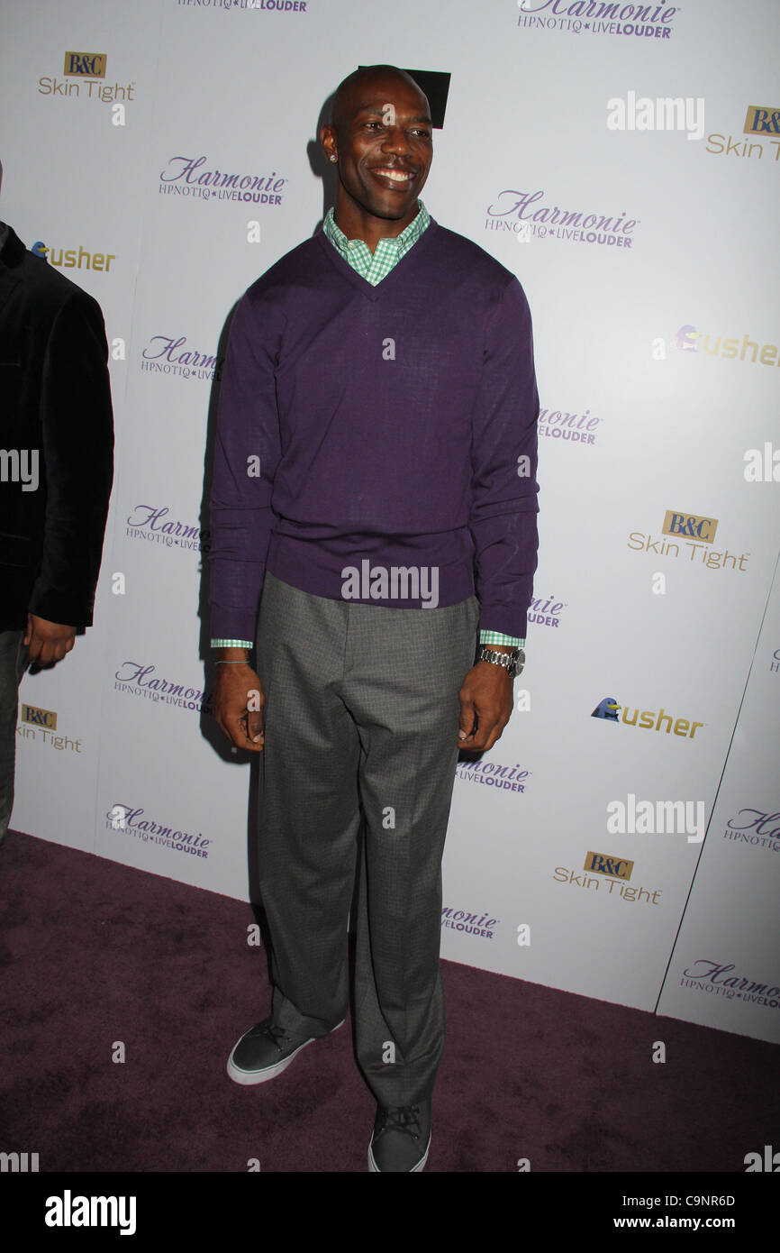 Dysfunctional friends premiere hi-res stock photography and images - Alamy