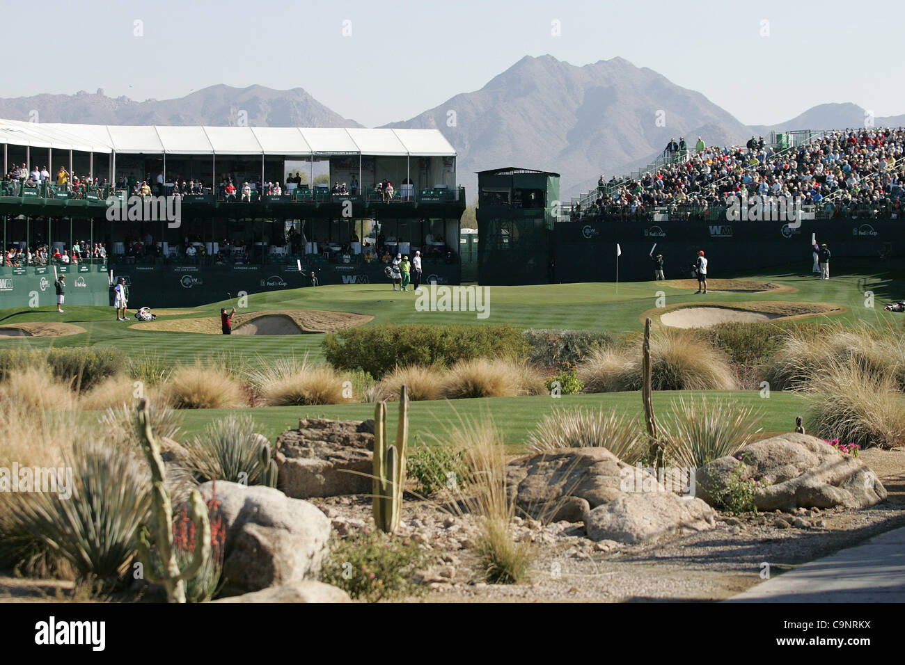 16th hole waste management hi-res stock photography and images - Alamy