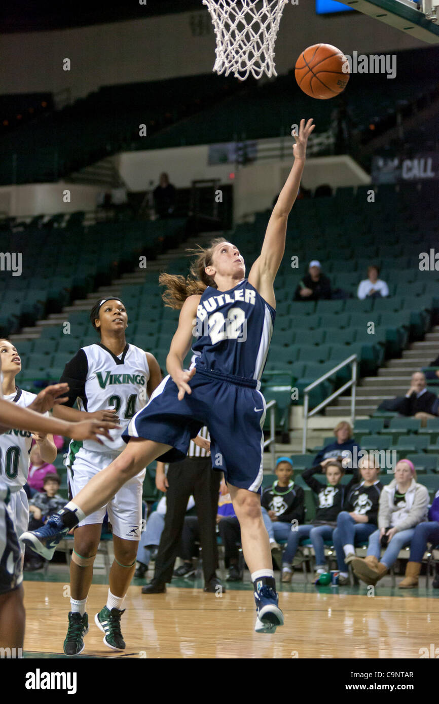 Feb. 2, 2012 - Cleveland, Ohio, U.S - Butler guard Jenna Cobb (22 ...